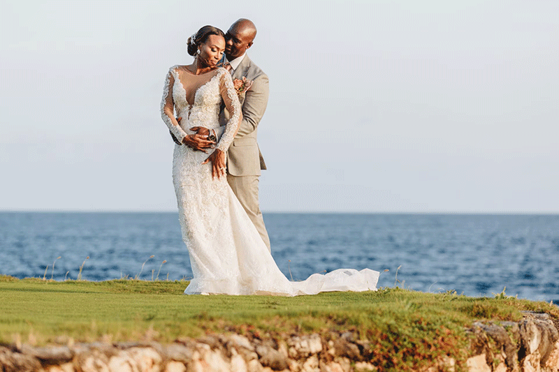 Real Wedding at Sandals Royal Curaçao: Shantoura & Nathan | BridalGuide